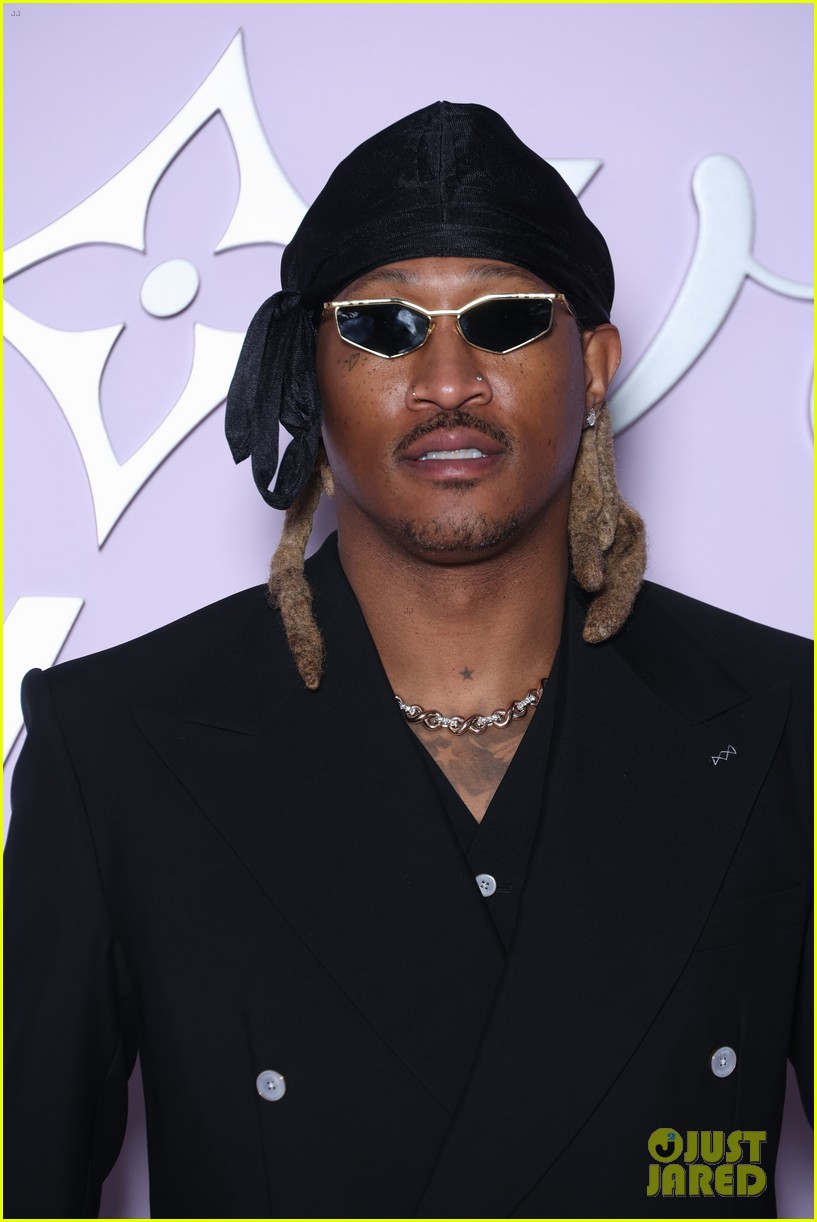 Bradley Cooper, Idris Elba, Adrien Brody, & More Take Over Paris at ...