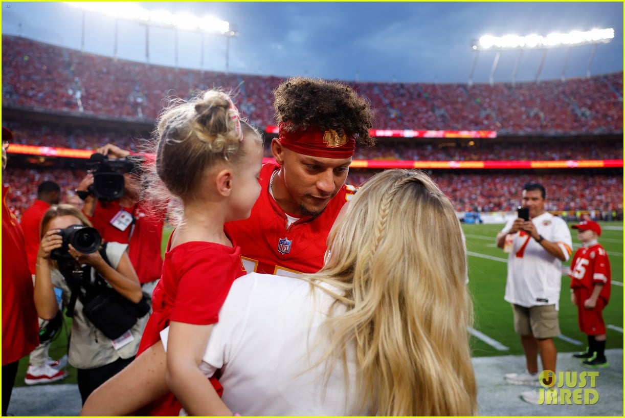 Who Are Patrick Mahomes' Wife & Kids? Meet Brittany & Their 3 Children (Photos & Info): Photo ...