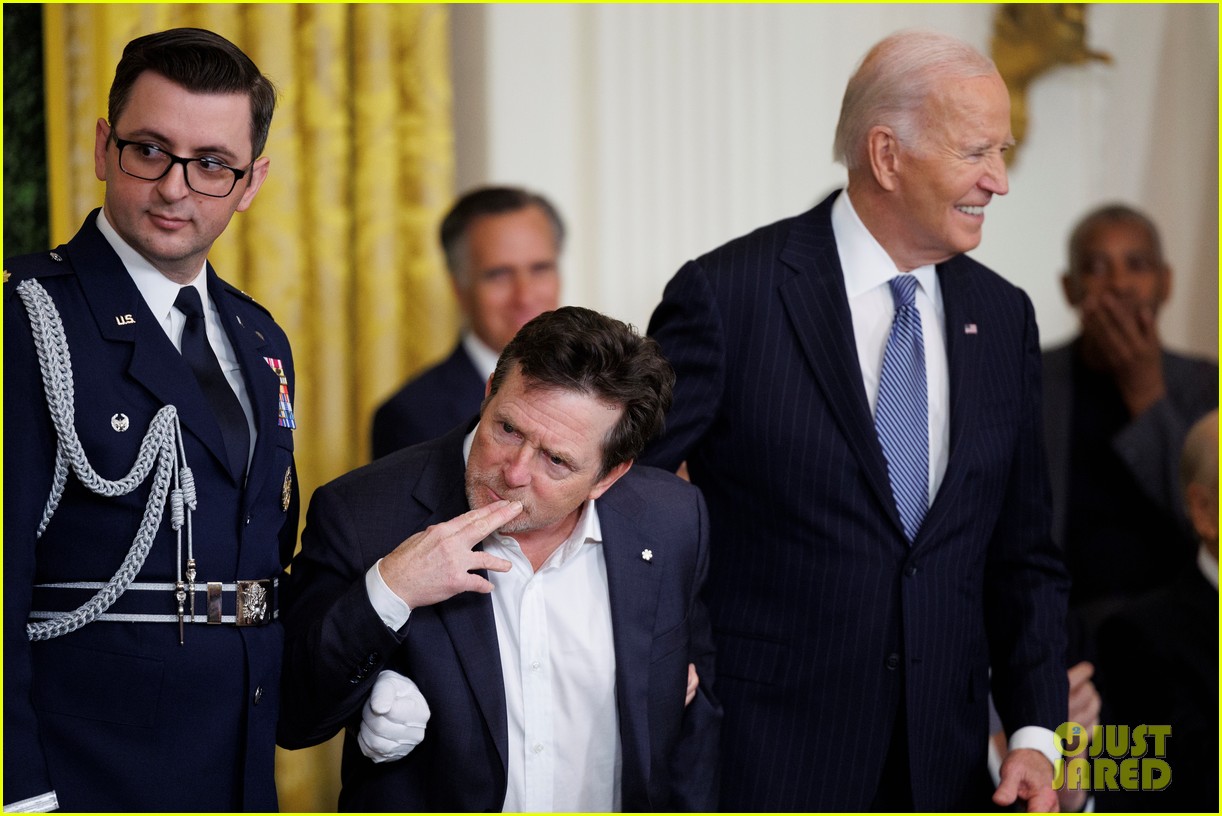 Hillary Clinton, Denzel Washington, Michael J. Fox, & More Presented ...