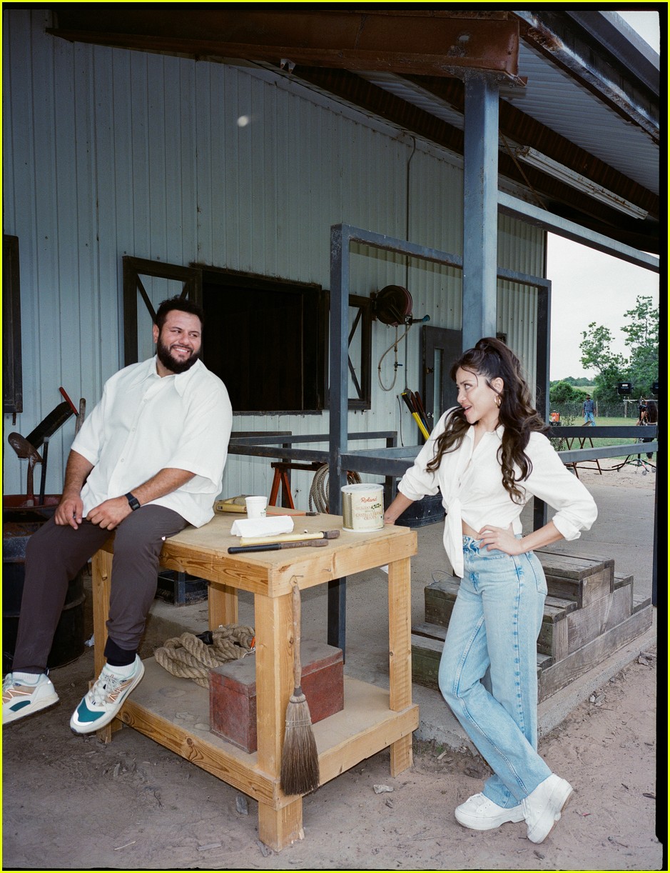 'Mo' Season 2 - Netflix TV Show Cast, Trailer, & 5 Guest Stars Revealed ...