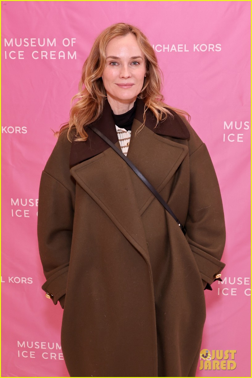 Paris Hilton & Nicky Hilton Bring Their Kids to Young Hearts Friends Fest Charity Event In NYC ...