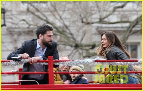 Kit Harington Attacks Mark Wahlberg & Michelle Monaghan at Knifepoint for 'Family Plan 2': Photo ...