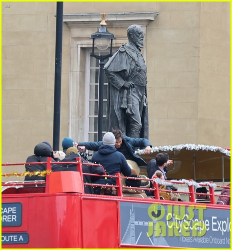 Kit Harington Attacks Mark Wahlberg & Michelle Monaghan at Knifepoint ...