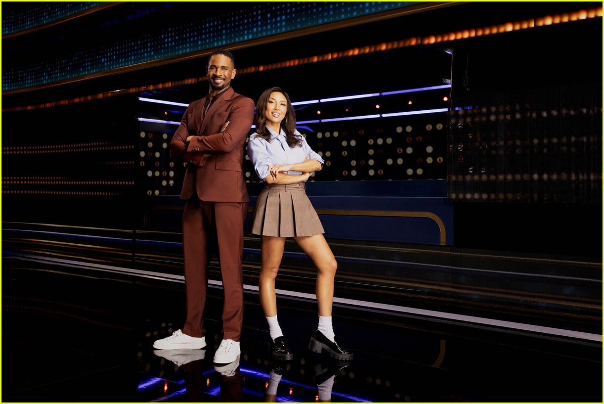 'Raid the Cage' Season 2 - CBS TV Show Hosts, Cast & How to Watch ...