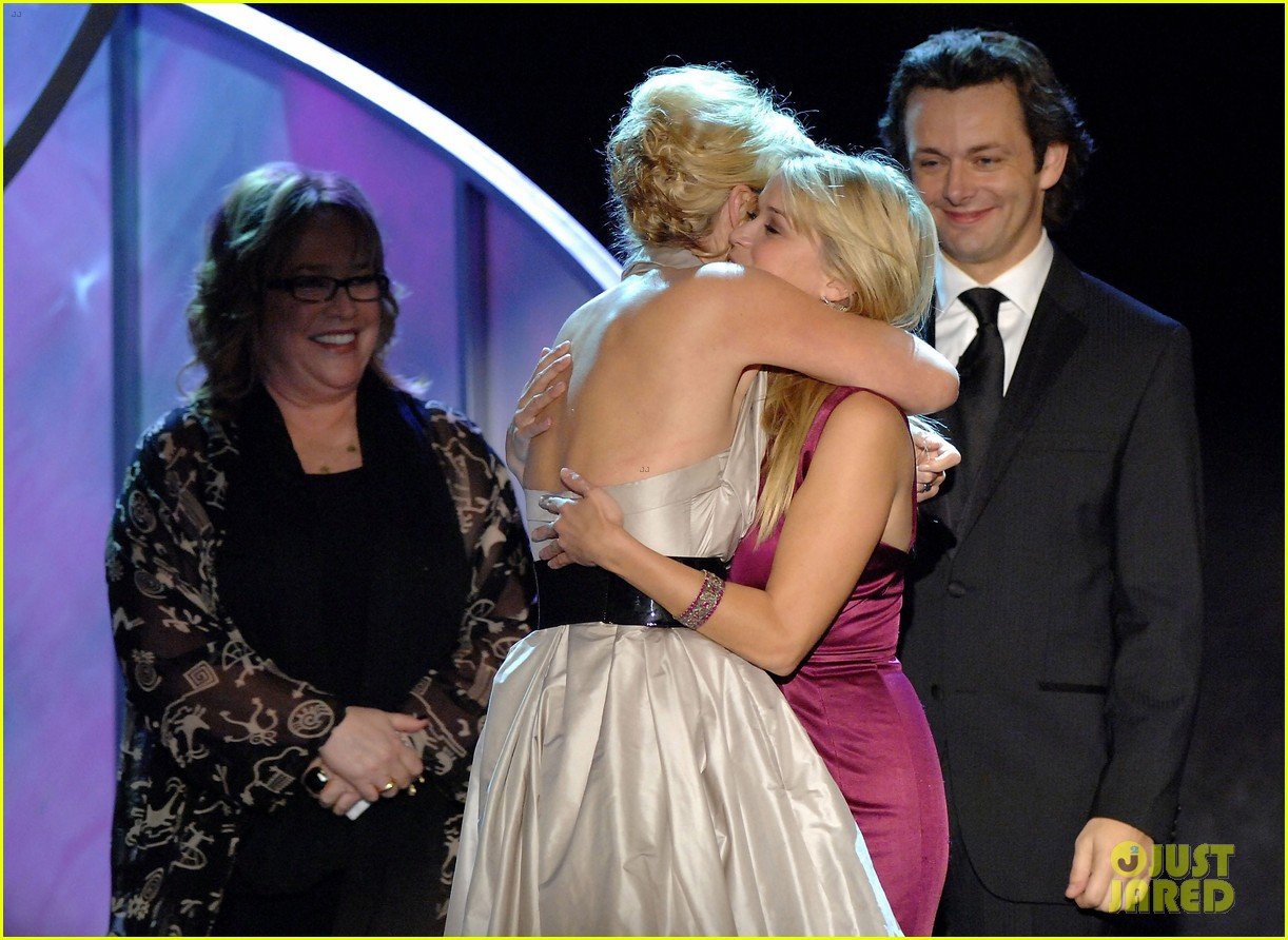 Reese Witherspoon Says Famous British Actress 'Doesn't Like' Her ...