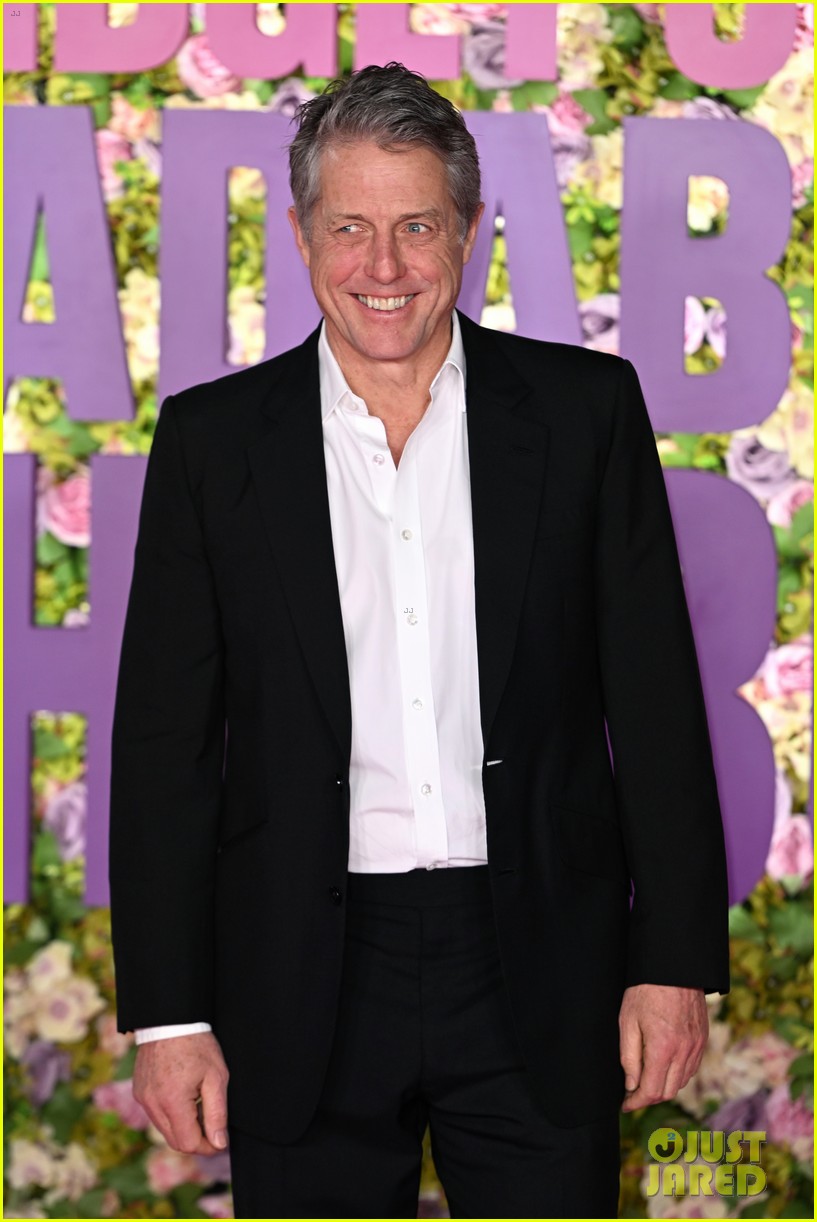 Renee Zellweger Welcomes New Co-Star Isla Fisher to the 'Bridget Jones ...