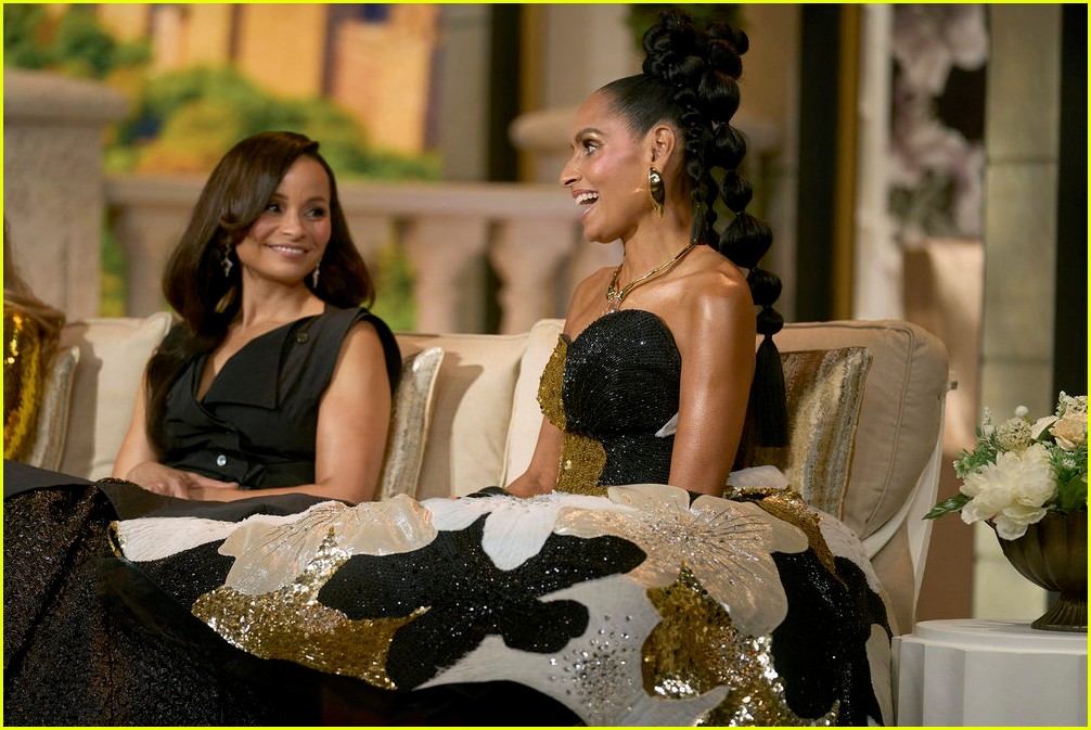 Jenna Lyons Reveals Why She Wore Bathrobe For 'Real Housewives of New ...