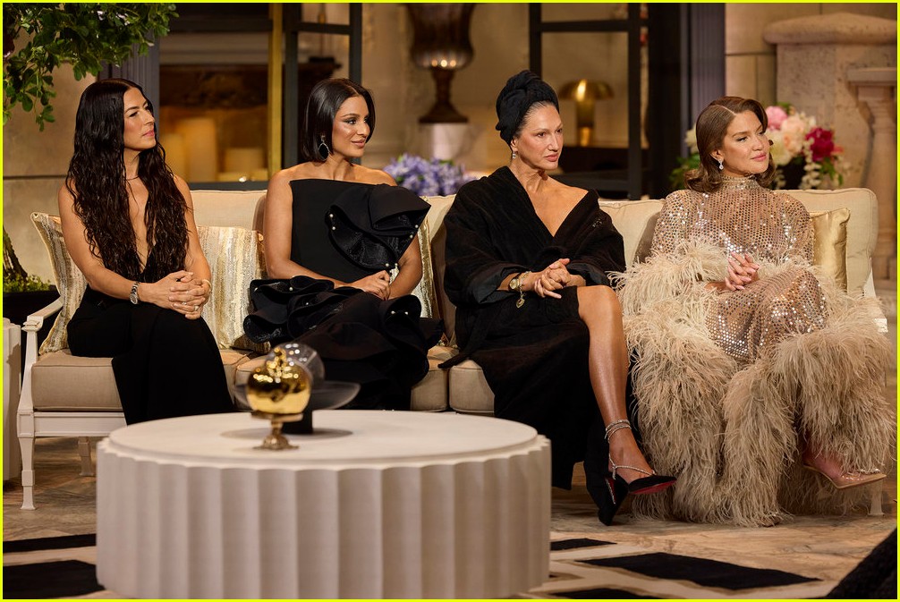 Jenna Lyons Reveals Why She Wore Bathrobe For 'Real Housewives of New ...