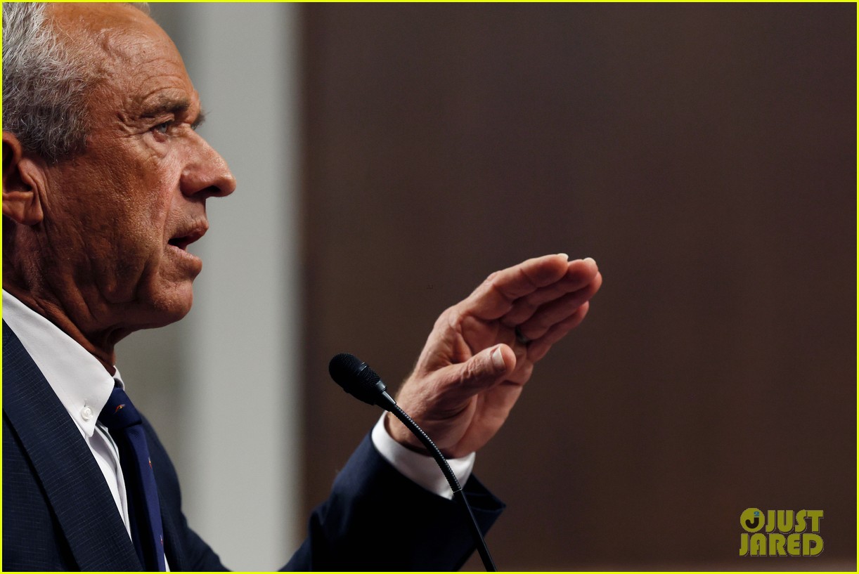 What Happened to Robert F. Kennedy Jr.'s Voice? All About the Condition That Causes His Raspy ...