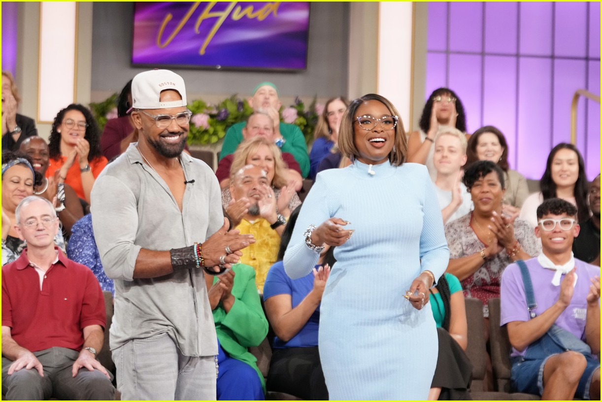 Shemar Moore Flashes His Abs on 'Jennifer Hudson Show,' Credits Fans ...