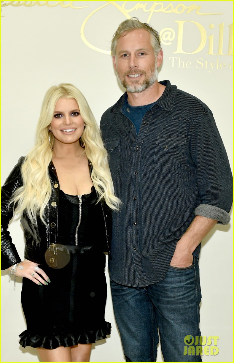 Jessica Simpson Splits from Husband Eric Johnson After 10 Years of ...