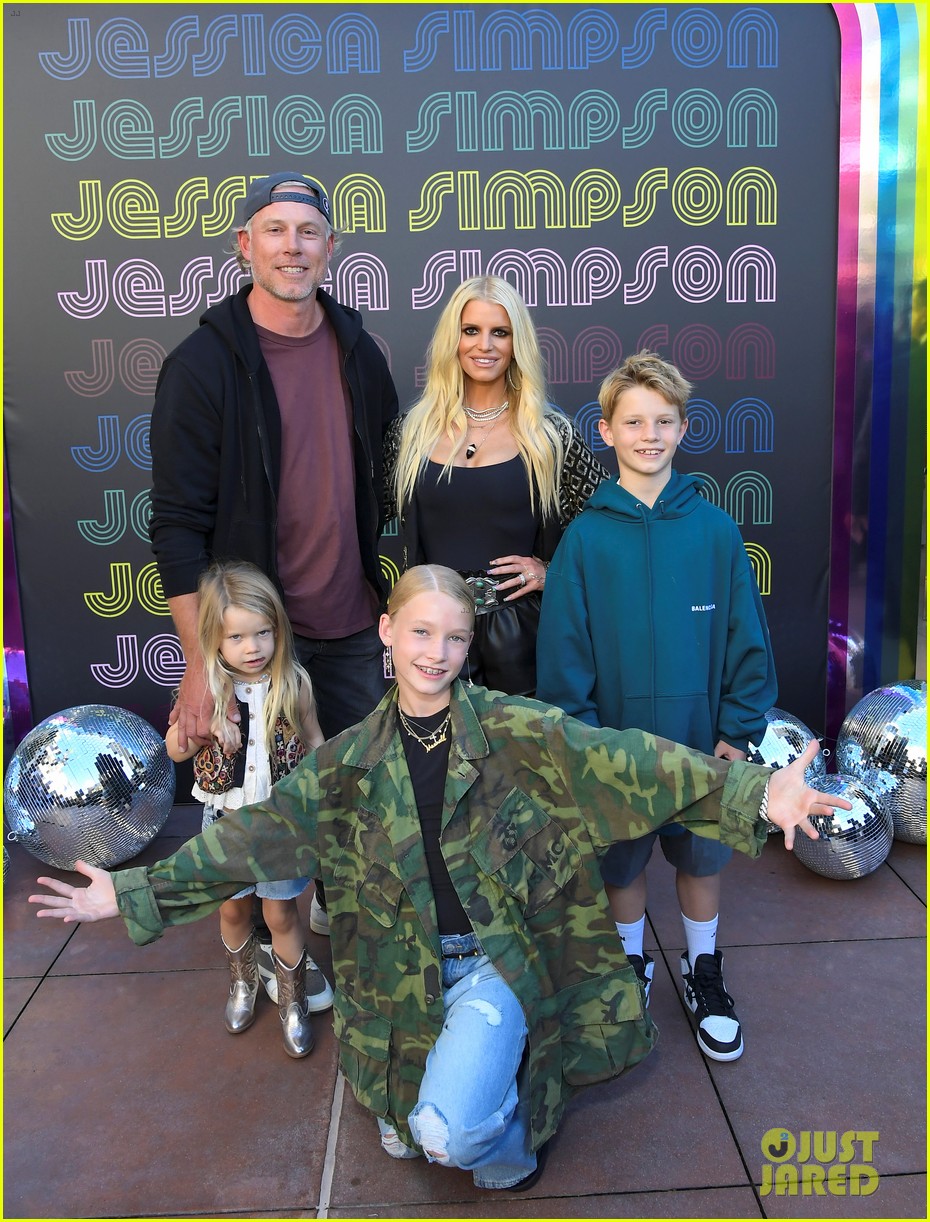 Jessica Simpson Splits from Husband Eric Johnson After 10 Years of ...