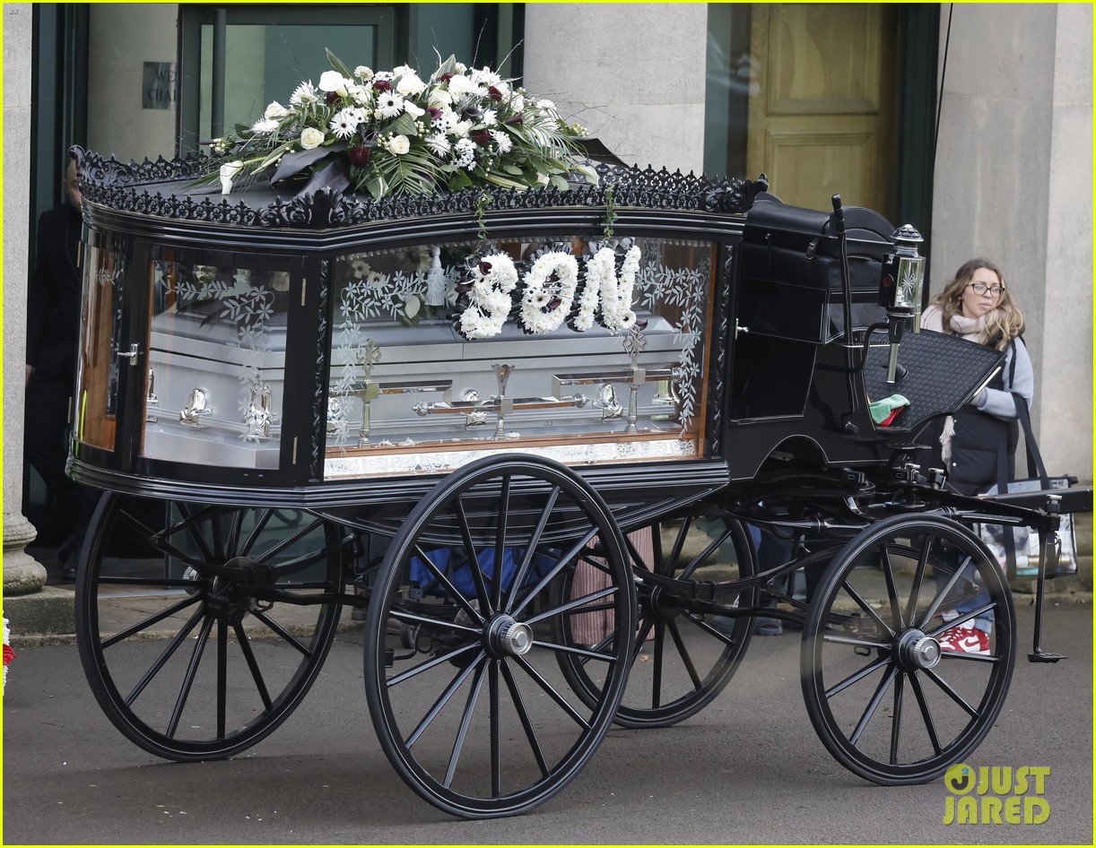 Tom Hardy, Pierce Brosnan & Helen Mirren Film Funeral Scene For New Guy ...