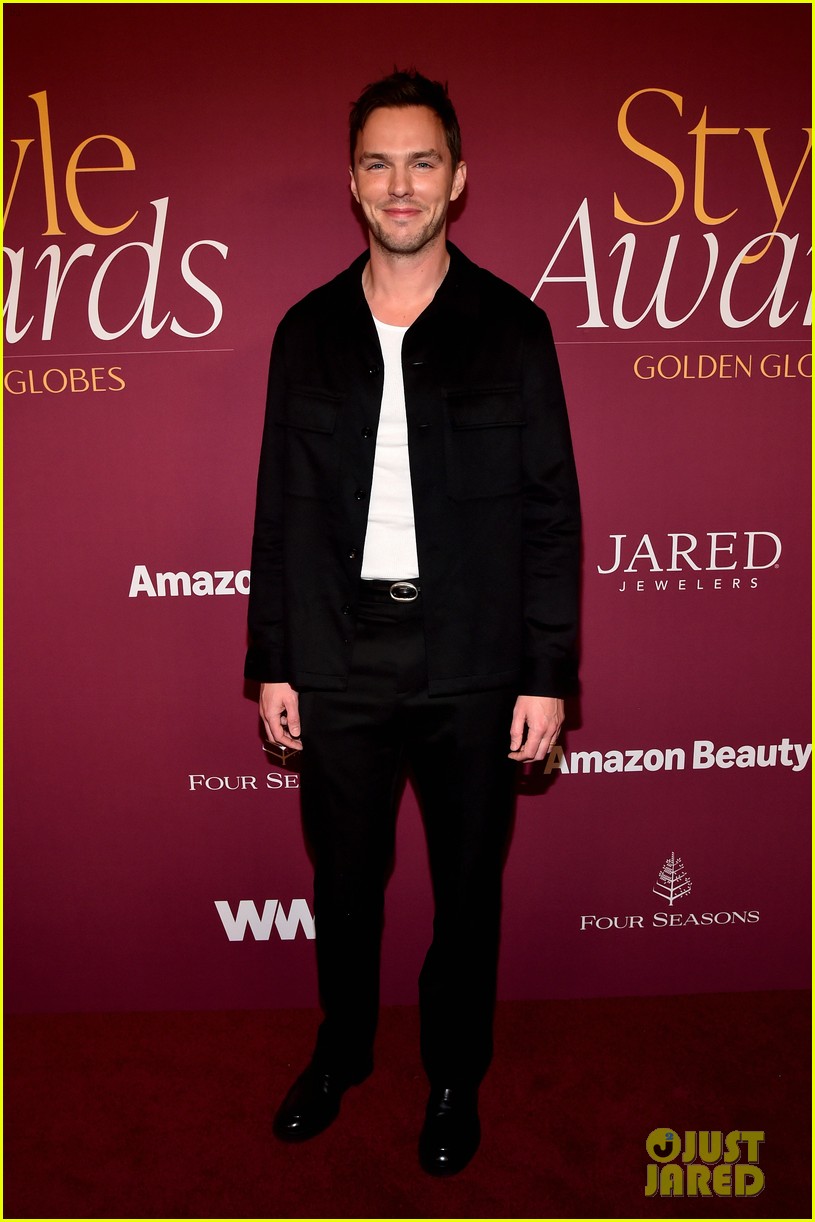 Tracee Ellis Ross Joins Nicholas Hoult, Elizabeth Olsen, & More at WWD ...