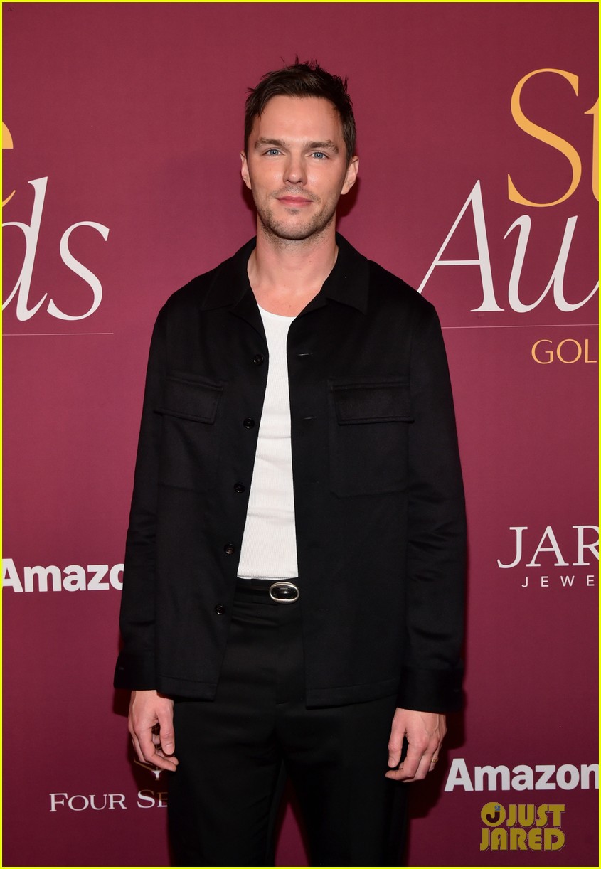 Tracee Ellis Ross Joins Nicholas Hoult, Elizabeth Olsen, & More at WWD ...