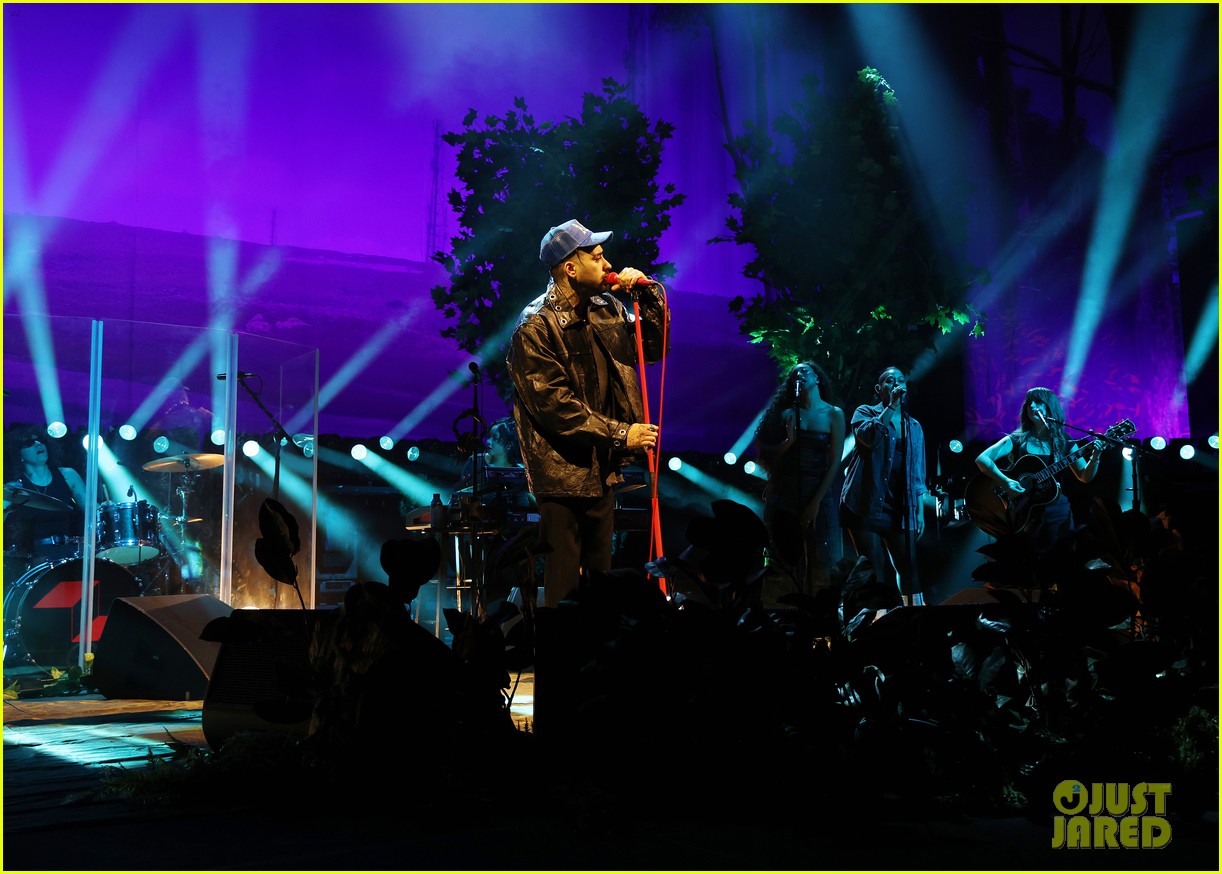 Zayn Malik Kicks Off U.S. Tour 2025 - Set List Revealed, Plus How to ...