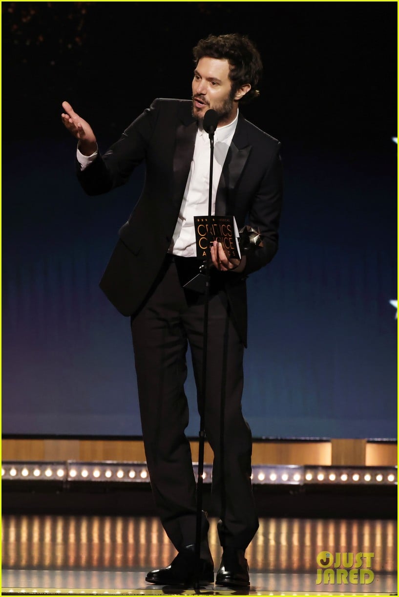 Winner Adam Brody Moves Leighton Meester to Tears With His Acceptance ...