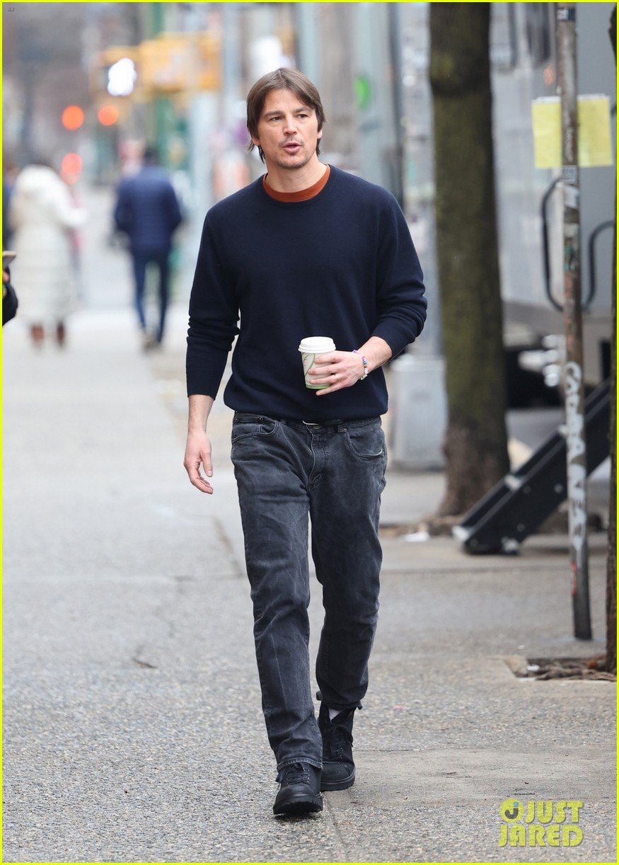 Anne Hathaway & Josh Hartnett Begin Filming 'Verity,' Based on Colleen Hoover's Novel - See ...