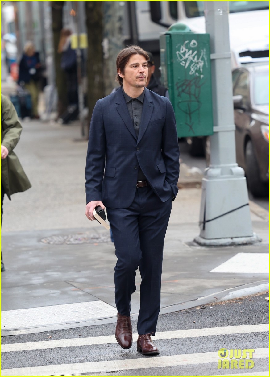 Anne Hathaway & Josh Hartnett Begin Filming 'Verity,' Based on Colleen ...