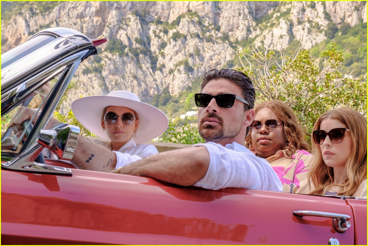 'A Simple Favor 2' First Look Trailer & Photos Feature Blake Lively & Anna Kendrick with New ...