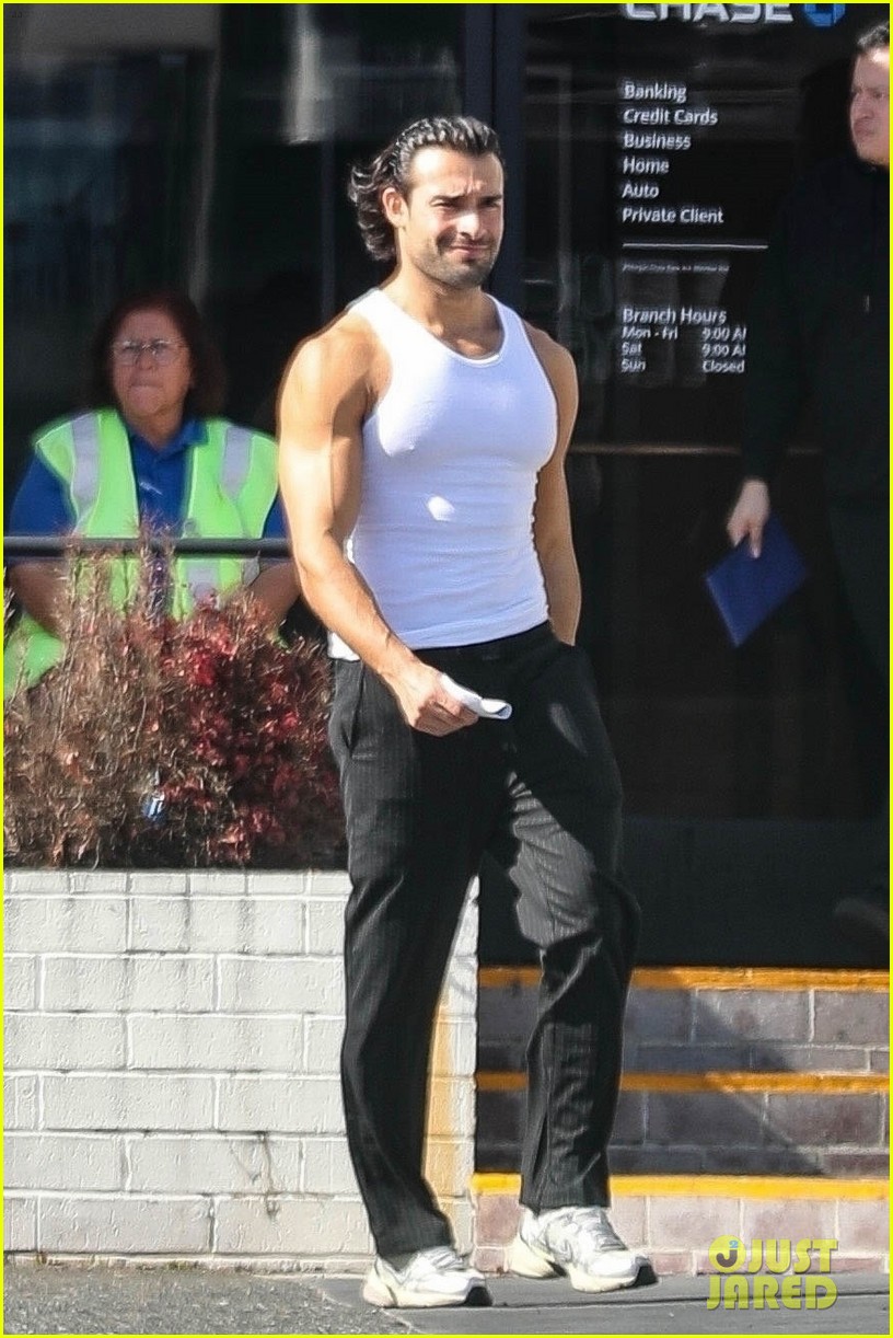 'Traitors' Star Sam Asghari Looks Buff During an ATM Stop in L.A ...
