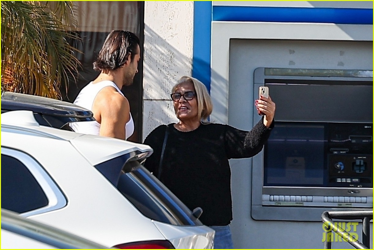 'Traitors' Star Sam Asghari Looks Buff During an ATM Stop in L.A ...