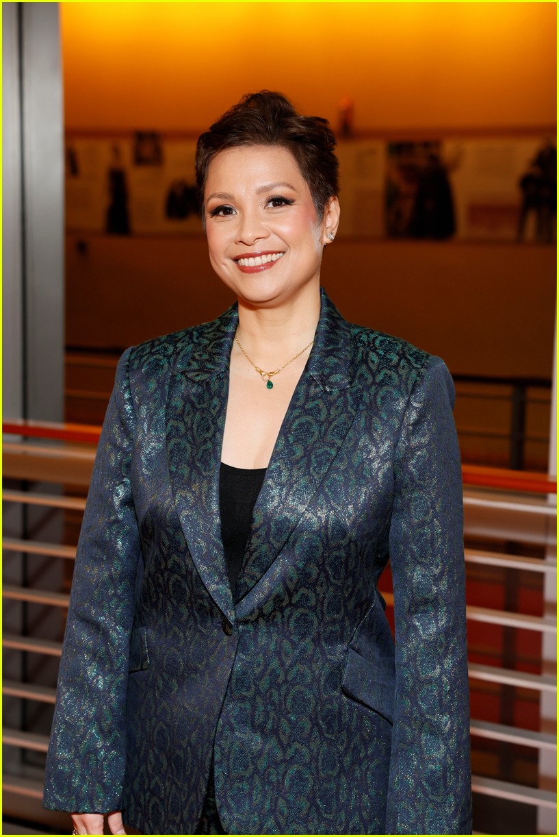 'Old Friends' Ashley Park & Jesse Tyler Ferguson Make It a Stephen ...