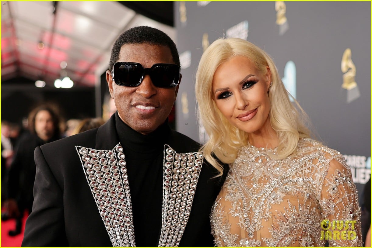 Viewers Call Out Grammys Reporters for Cutting Off Babyface Mid ...