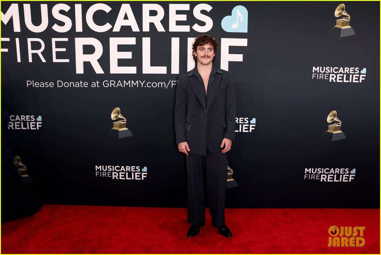 Benson Boone Shows Off Some Skin at Grammys 2025: Photo 5120473 | Grammys Photos | Just Jared ...