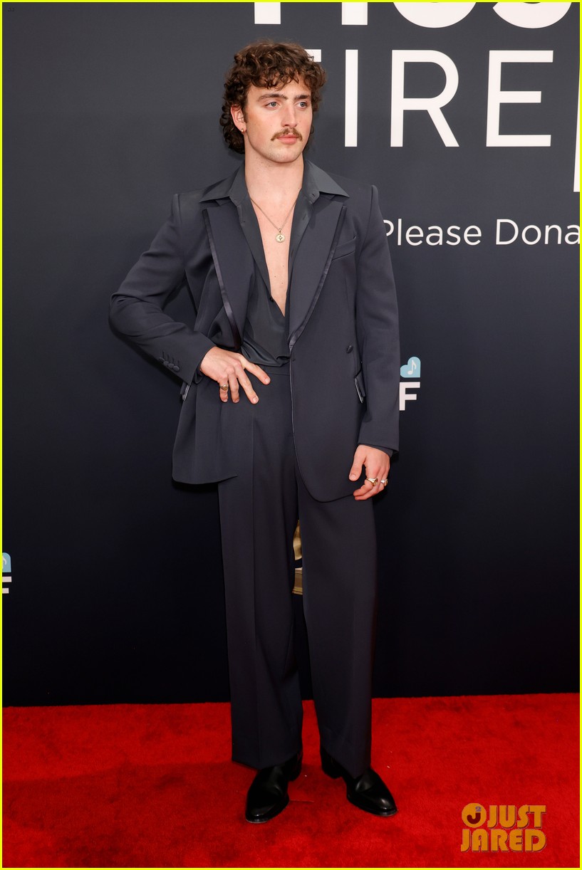 Benson Boone Shows Off Some Skin at Grammys 2025: Photo 5120478 | Grammys Photos | Just Jared ...