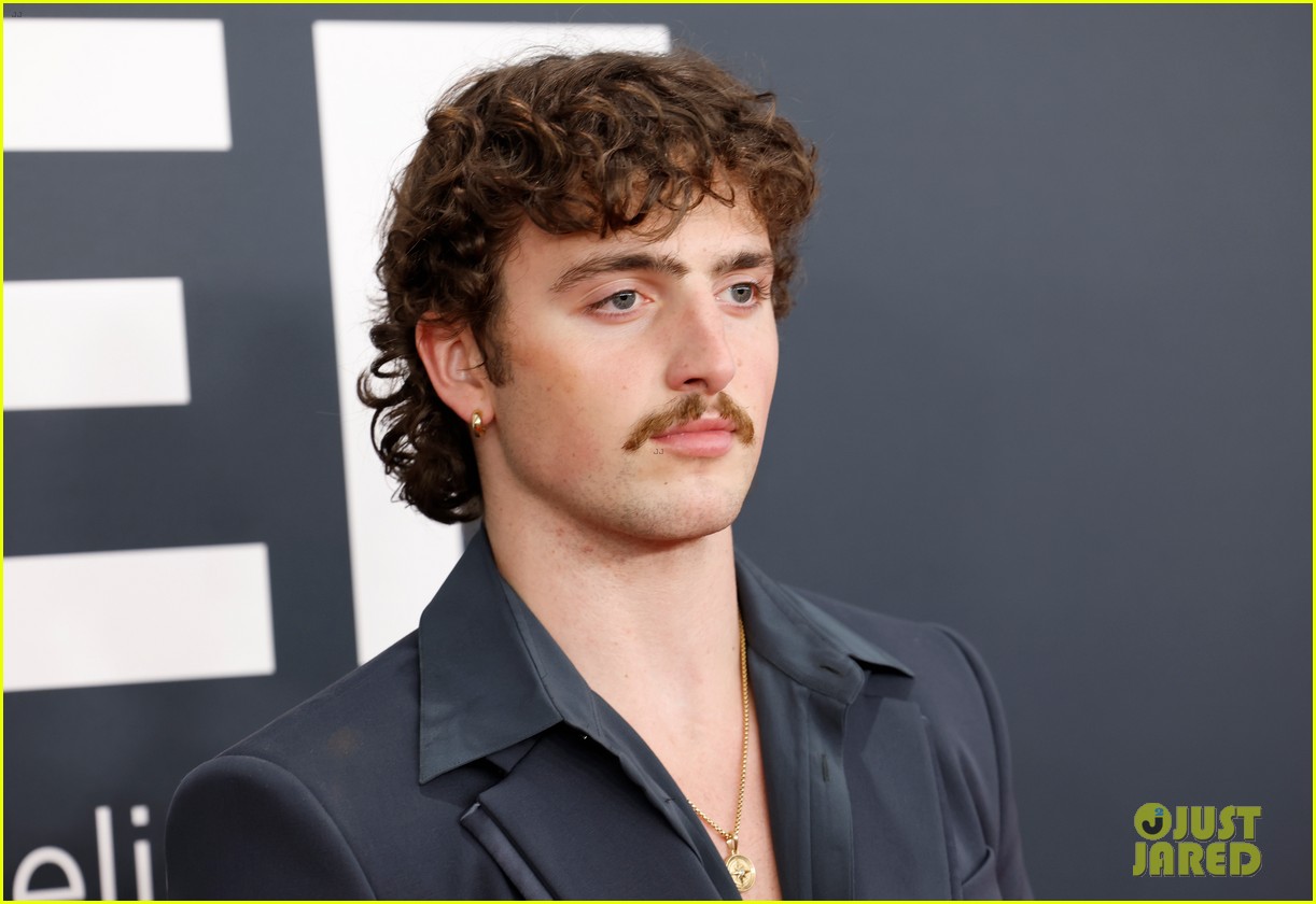 Benson Boone Shows Off Some Skin at Grammys 2025: Photo 5120479 | Grammys Photos | Just Jared ...