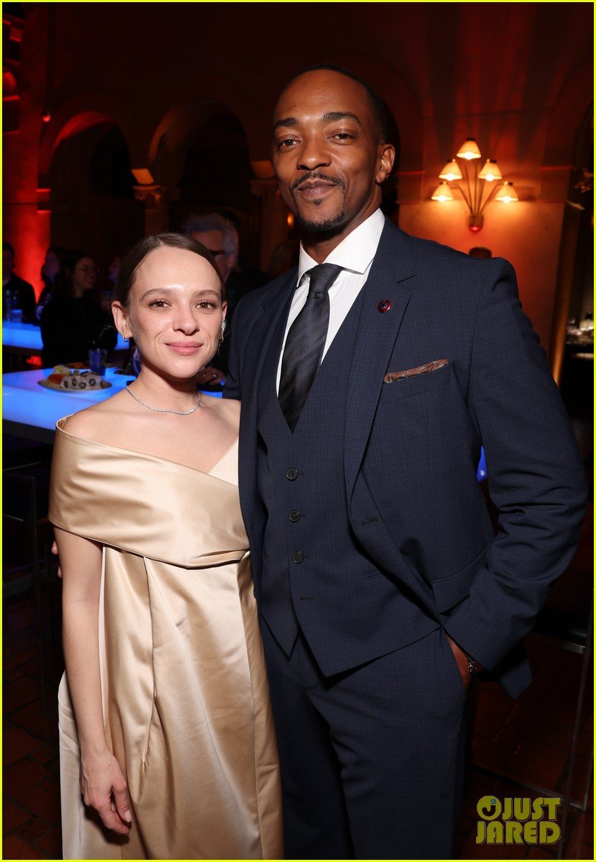 Anthony Mackie Joins Harrison Ford, Danny Ramirez, & More at 'Captain ...