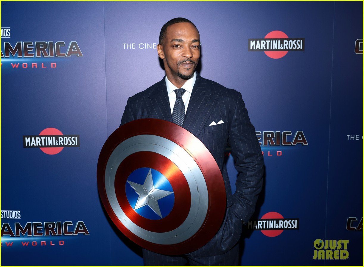Anthony Mackie Wields Captain America Shield at 'Brave New World ...
