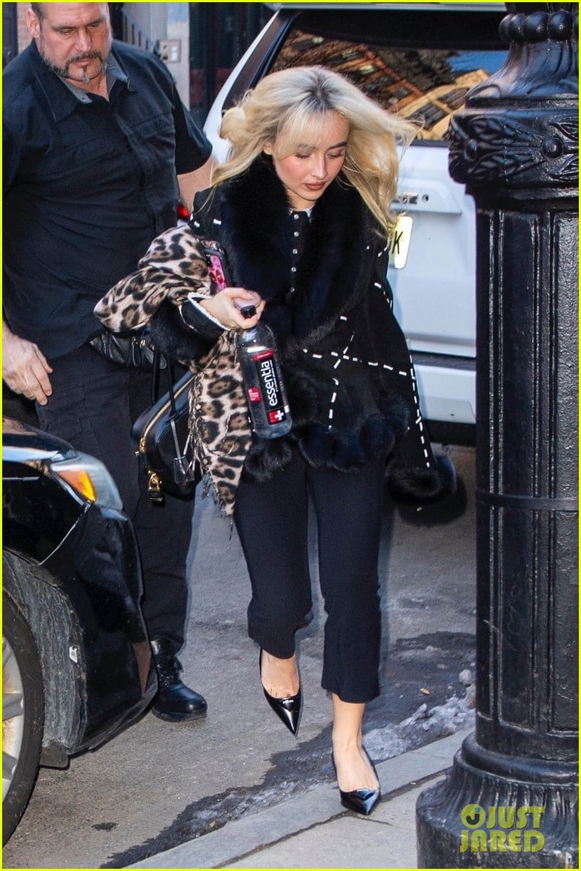 Sabrina Carpenter Spends Valentine's Day at Recording Studio in New ...