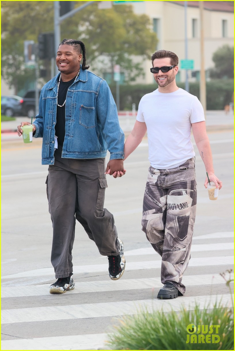 NFL's R.K. Russell & Comedian Corey O’Brien Look So Cute in New Photos ...