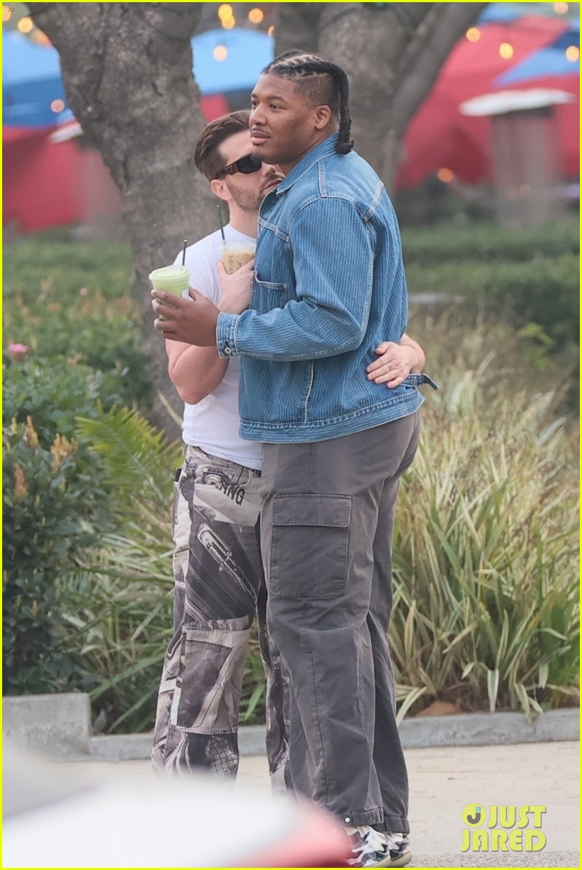 NFL's R.K. Russell & Comedian Corey O’Brien Look So Cute in New Photos ...