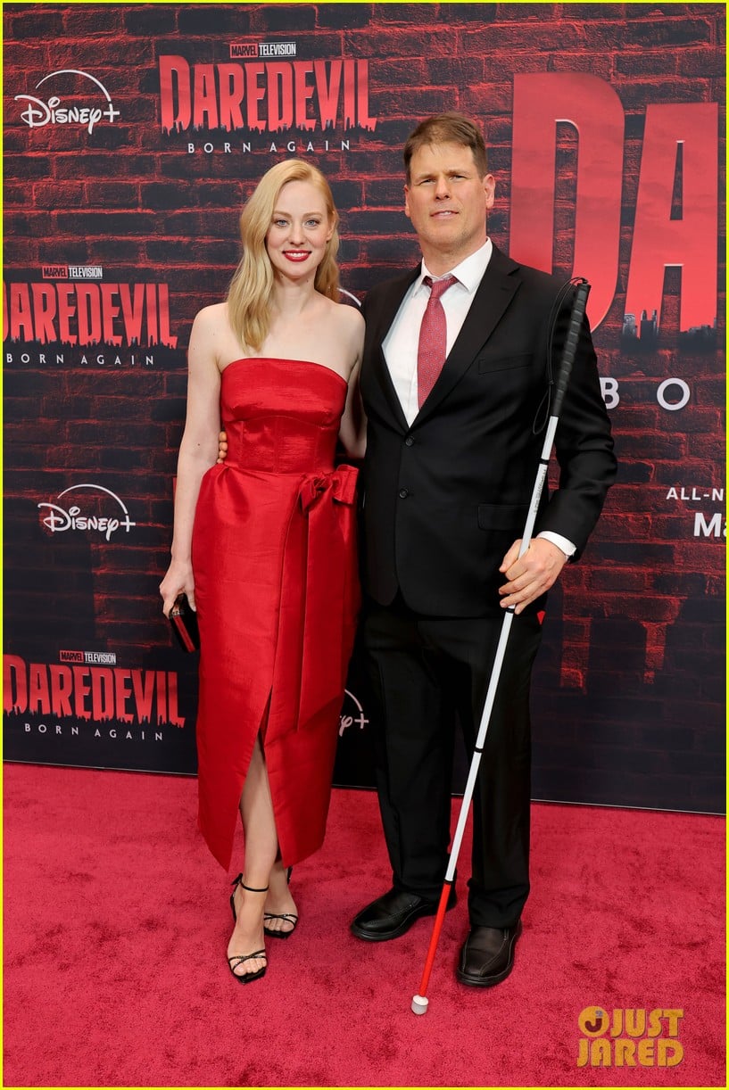 Charlie Cox, Vincent D'Onofrio & More Premiere 'Daredvil: Born Again ...