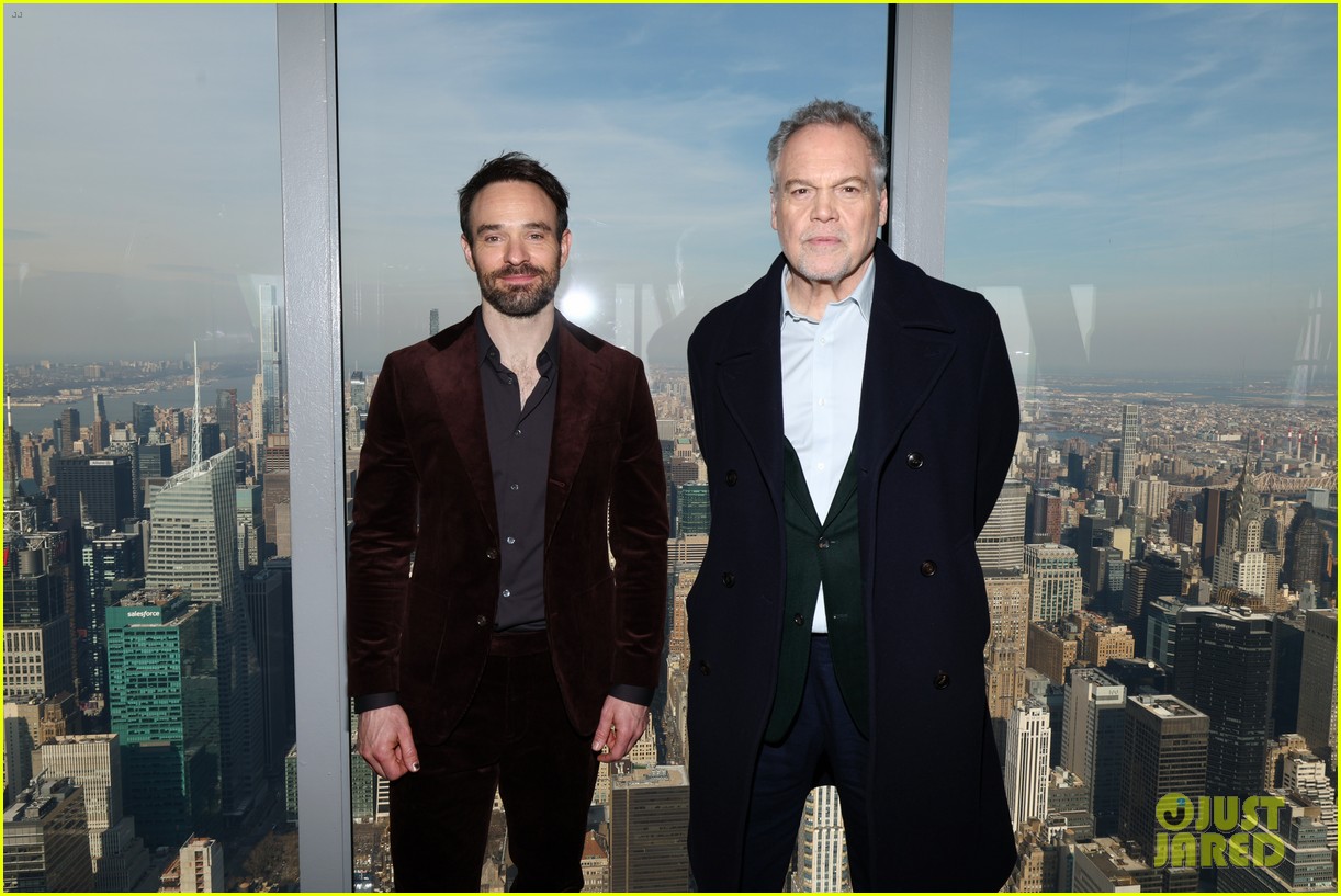 Charlie Cox, Vincent D'Onofrio & More Premiere 'Daredvil: Born Again ...