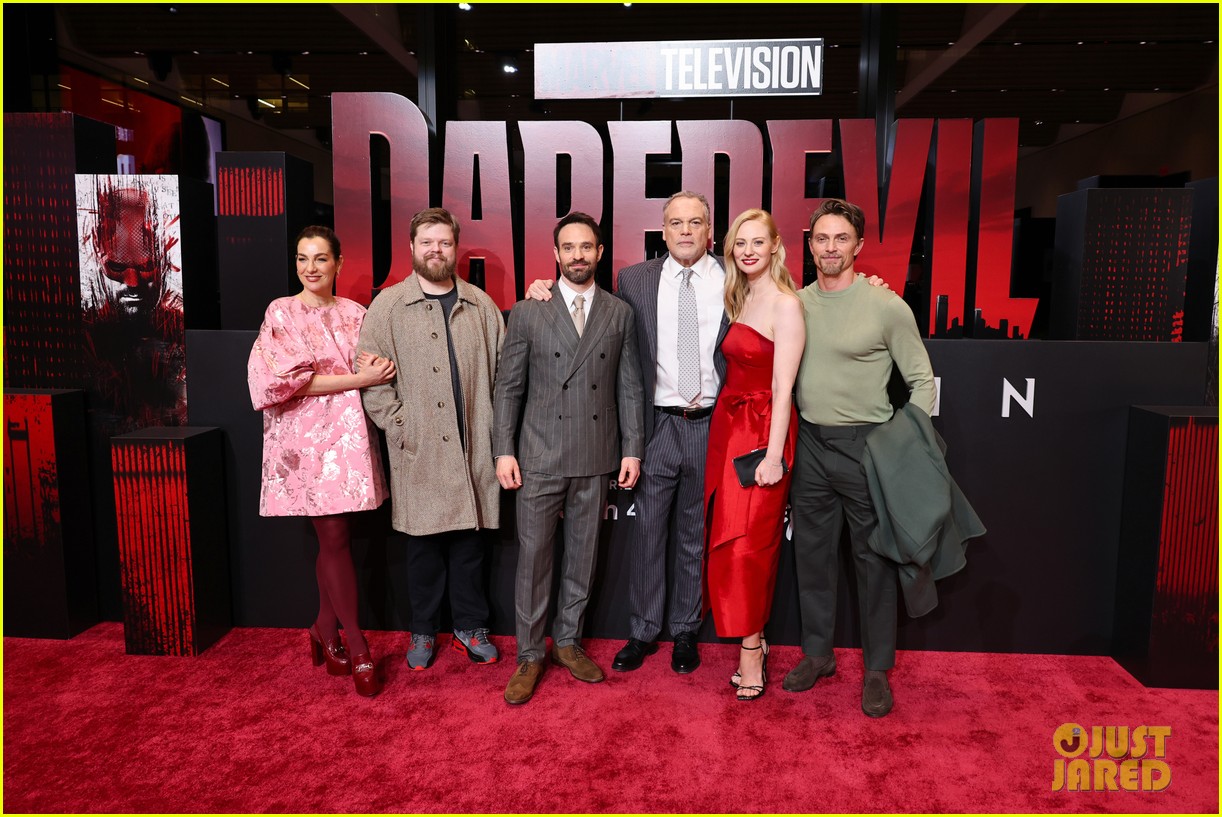 Charlie Cox, Vincent D'Onofrio & More Premiere 'Daredvil: Born Again ...