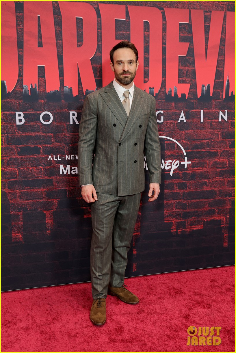 Charlie Cox, Vincent D'Onofrio & More Premiere 'Daredvil: Born Again ...