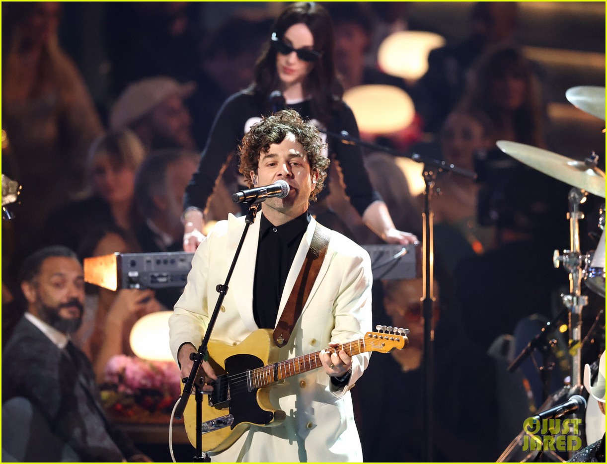 Dawes Opens Grammys 2025 With Star-Studded 'I Love L.A.' Tribute Performance - Watch Now!: Photo ...