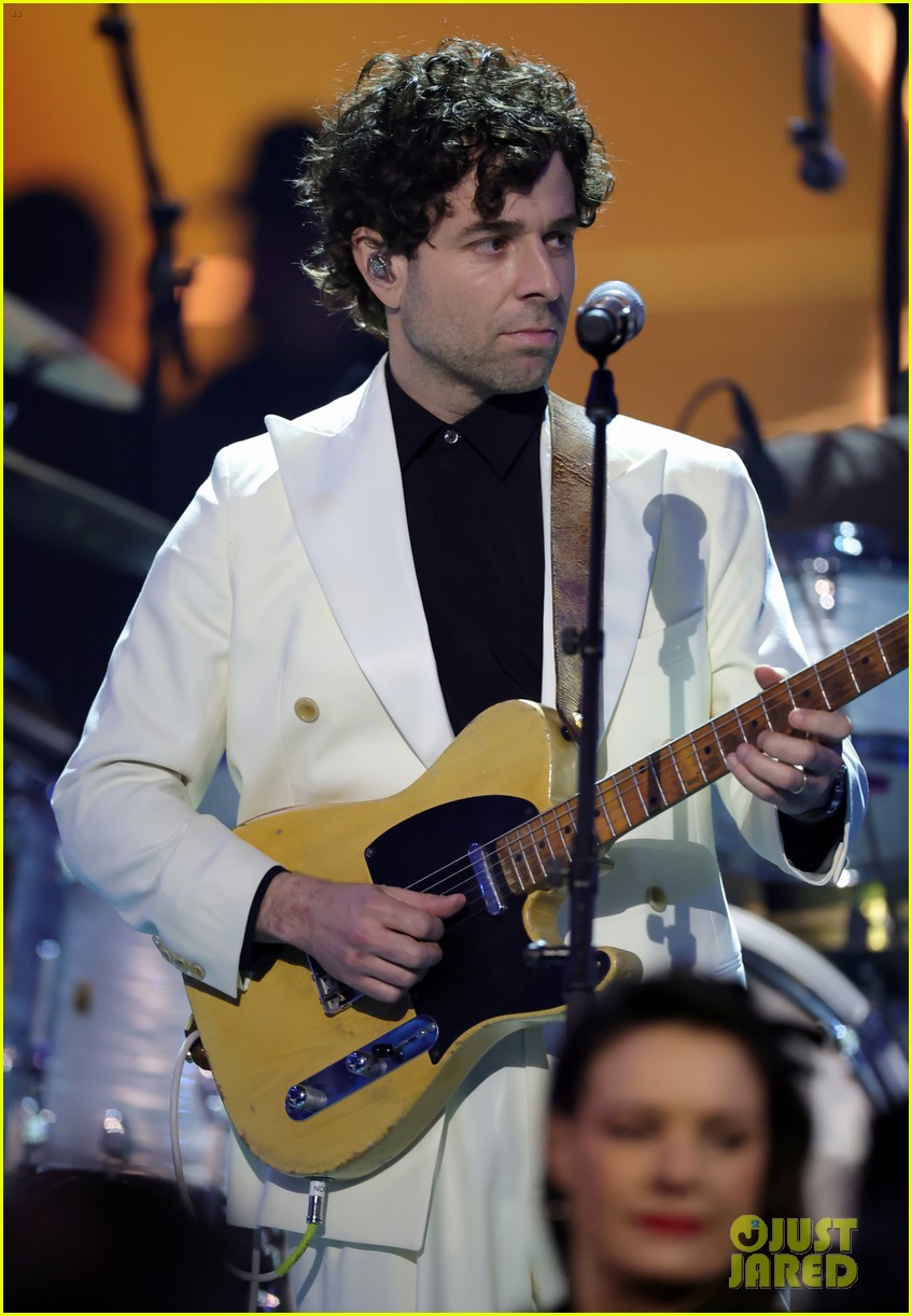 Dawes Opens Grammys 2025 With Star-Studded 'I Love L.A.' Tribute Performance - Watch Now!: Photo ...