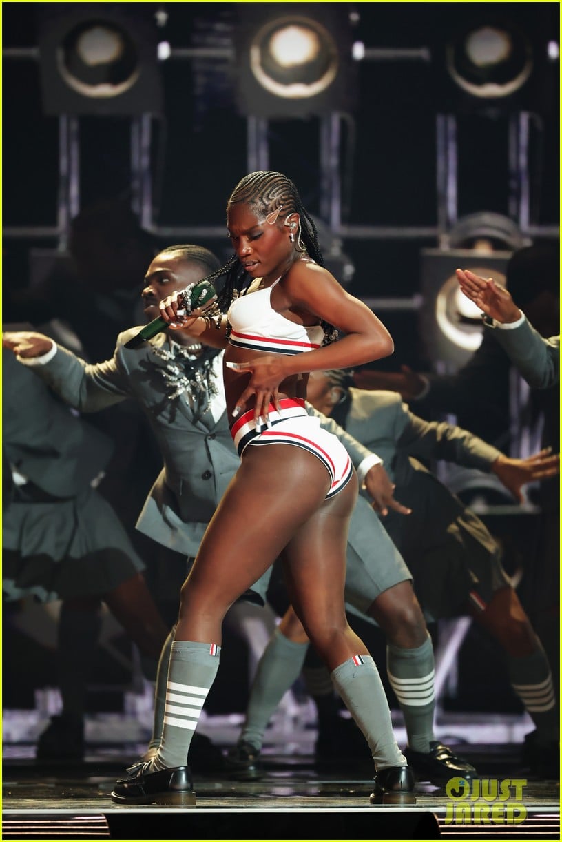 Doechii Strips Down to Her Underwear for 'Catfish' & 'Denial is a River' Performance at Grammys ...