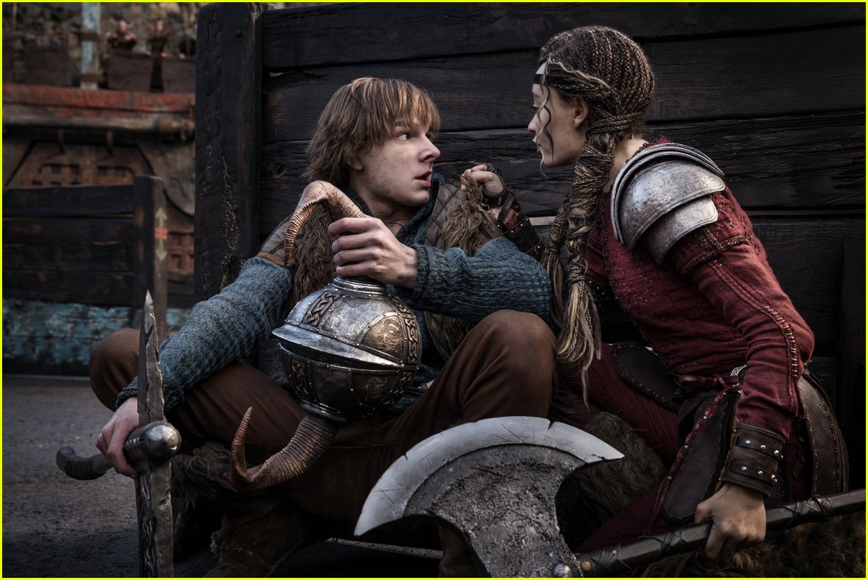 Live-Action 'How to Train Your Dragon' Movie Trailer Debuts: Gerard ...