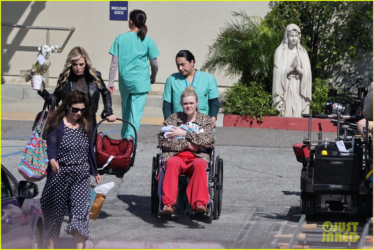 Elle Fanning Carries Her Baby Out of Hospital With Michelle Pfeiffer on Set of 'Margo's Got ...