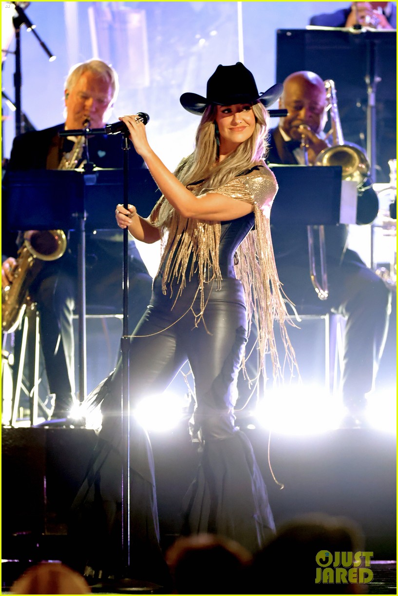 Cynthia Erivo Wows with 'Fly Me to the Moon' Performance at Grammys ...