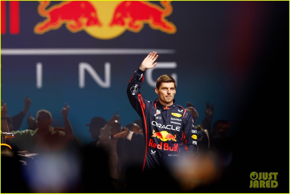 F1 Stars Lewis Hamilton, Lando Norris, Liam Lawson & More Attend F1 75 ...