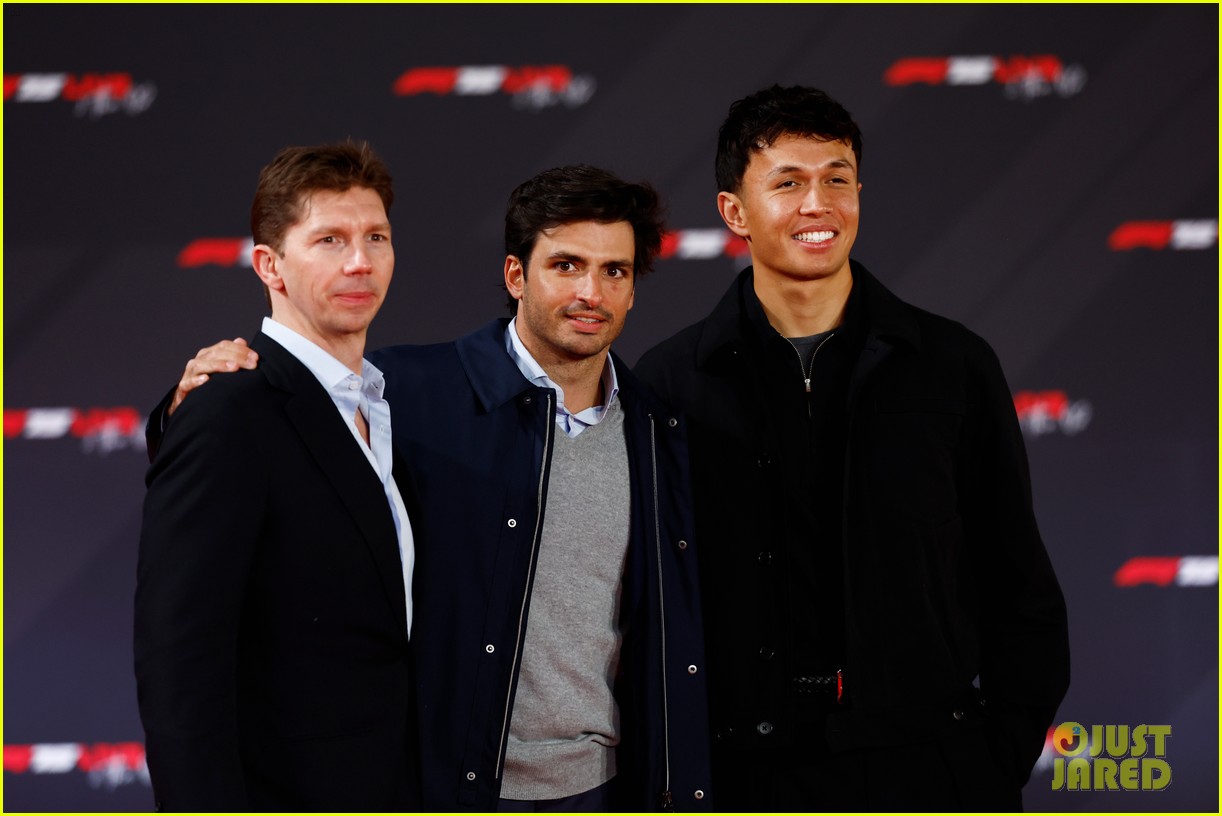 F1 Stars Lewis Hamilton, Lando Norris, Liam Lawson & More Attend F1 75 ...