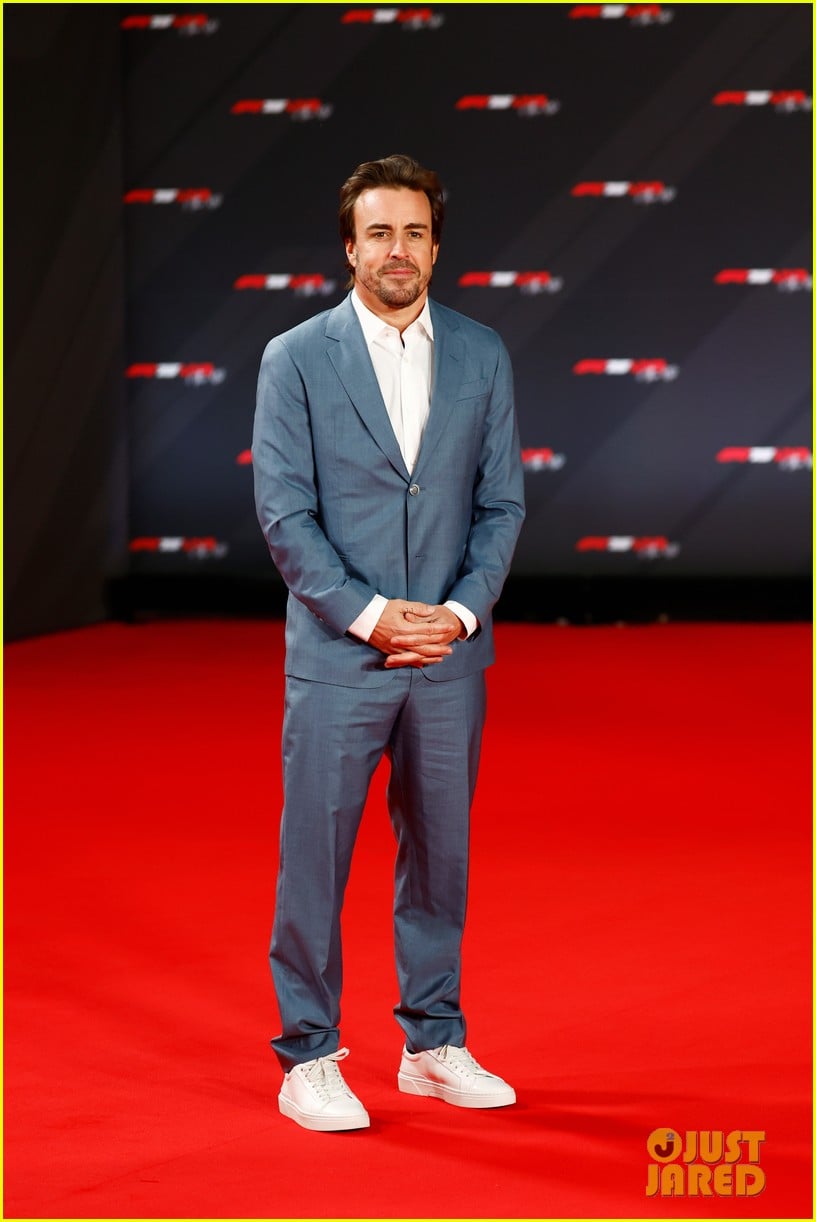 F1 Stars Lewis Hamilton, Lando Norris, Liam Lawson & More Attend F1 75 ...