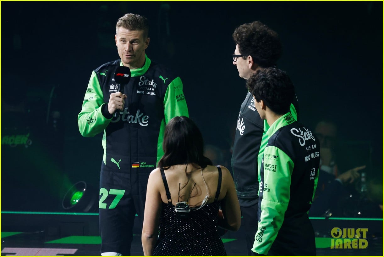 F1 Stars Lewis Hamilton, Lando Norris, Liam Lawson & More Attend F1 75 ...